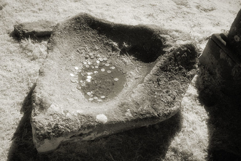 Megalithic Ireland – Tony O'Neill