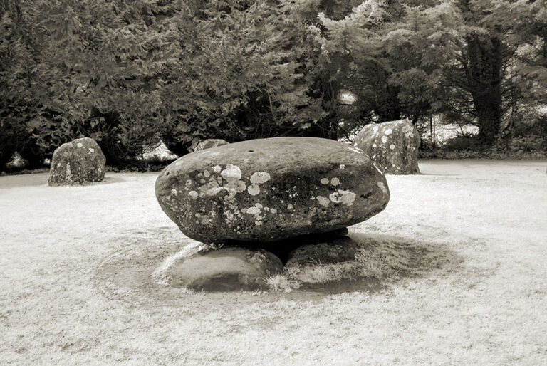 Megalithic Ireland – Tony O'Neill