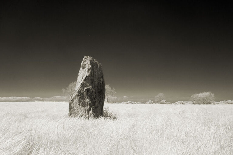 Megalithic Ireland – Tony O'Neill